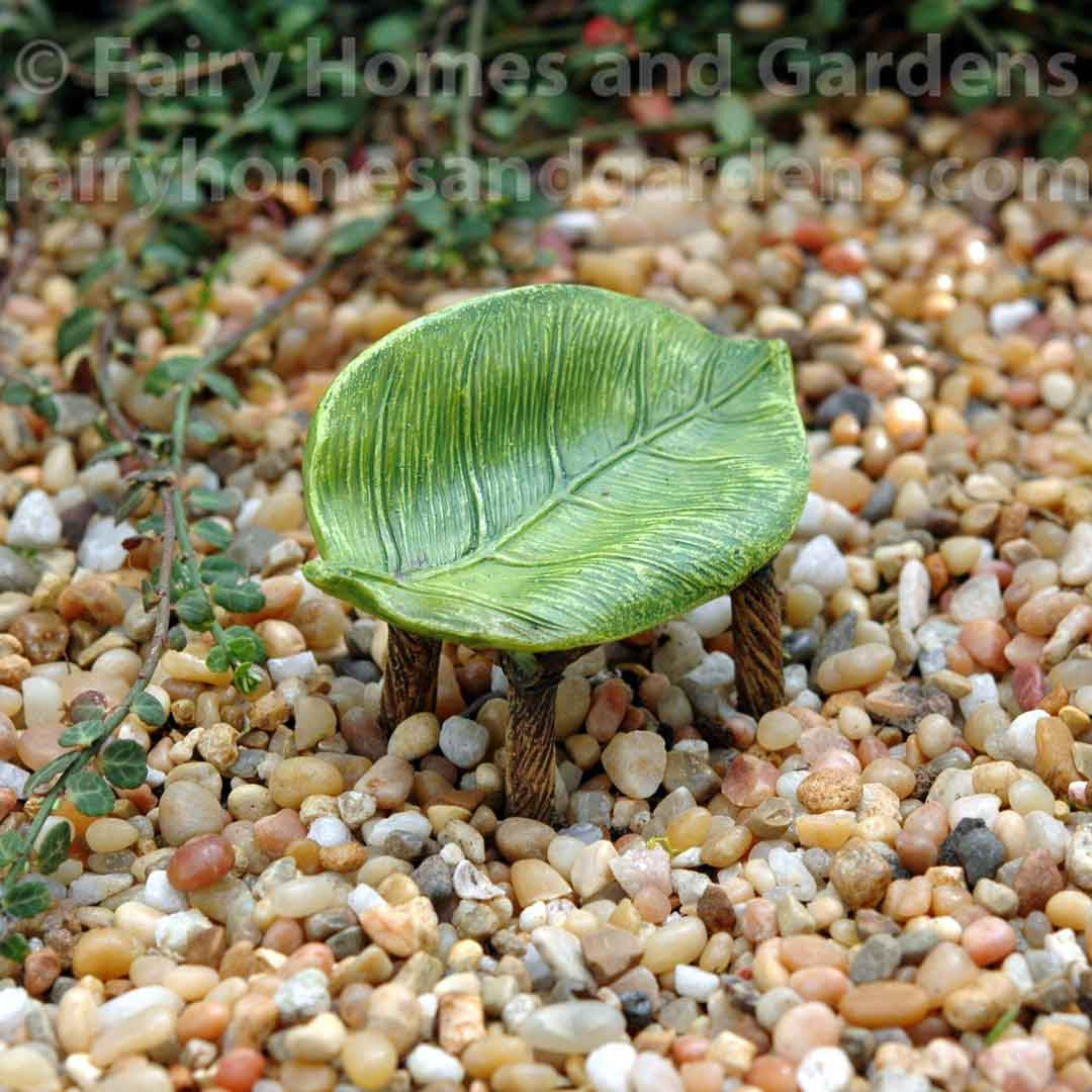Miniature Leaf Bench – Fairy Homes & Gardens